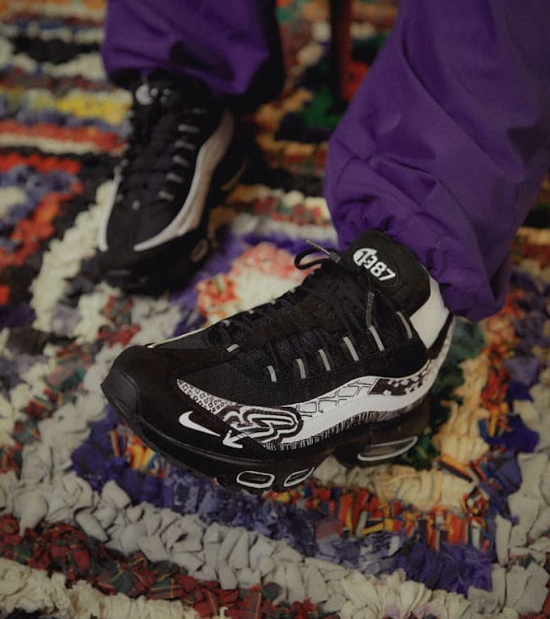 Nike x Future Movement Air Max 95 DX4615-100 - TDD