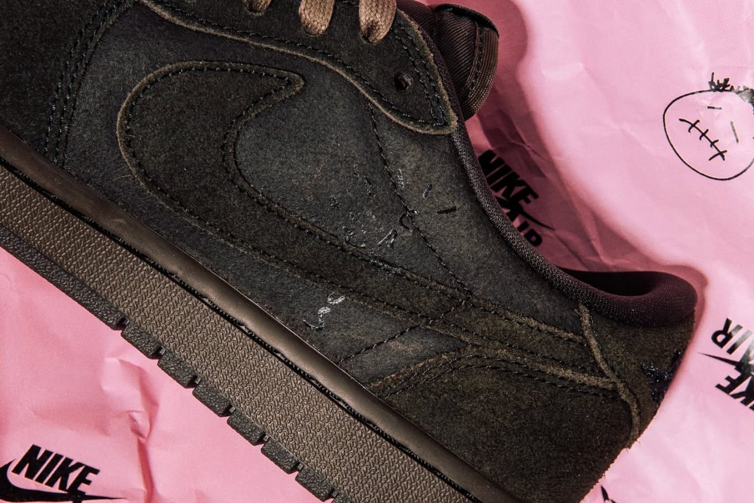 Travis Scott and Jordan Brand Gear Up for the AJ1 ‘Velvet Brown’ - The ...